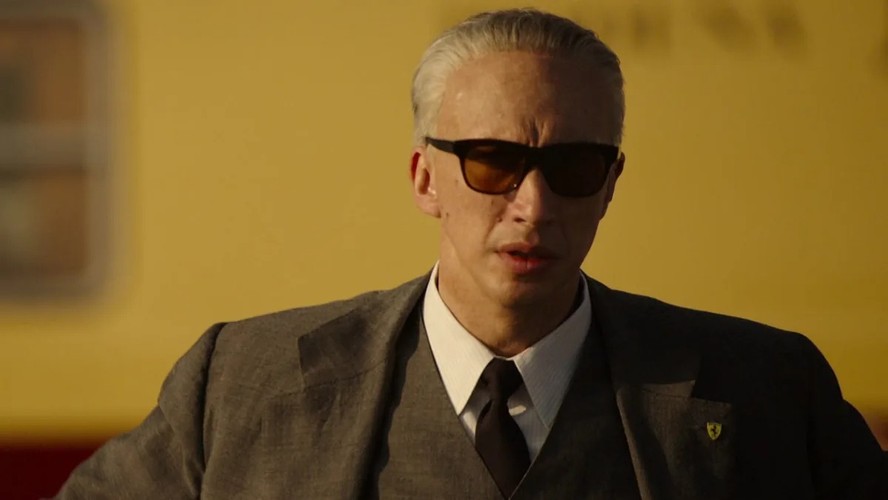 Adam Driver é detonado por seu 'sotaque italiano horrível' em ...