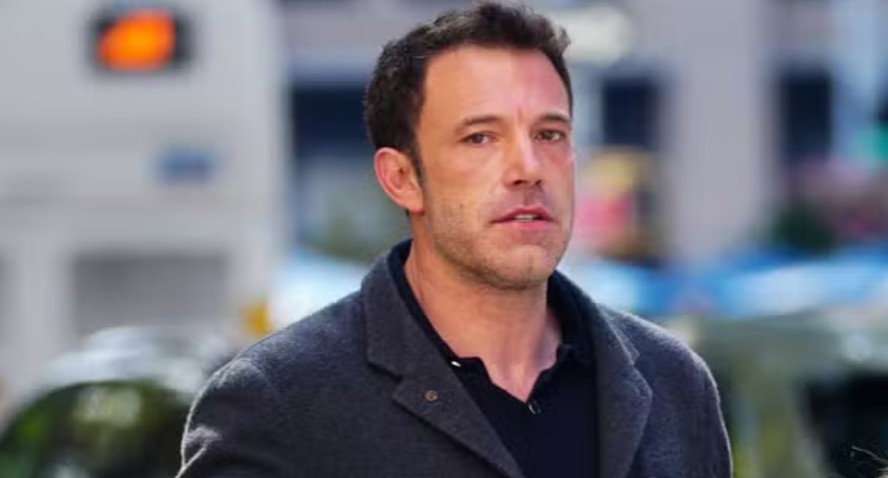 Revelado por que FBI bateu na porta de Ben Affleck durante incêndios de ...