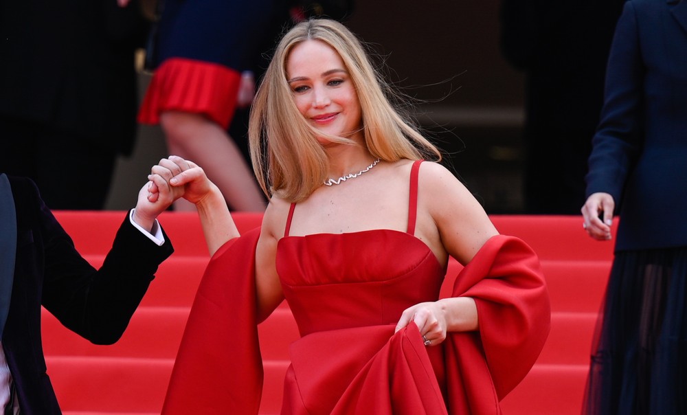 Jennifer Lawrence diz que não pensou duas vezes em fazer cenas de nudez ...