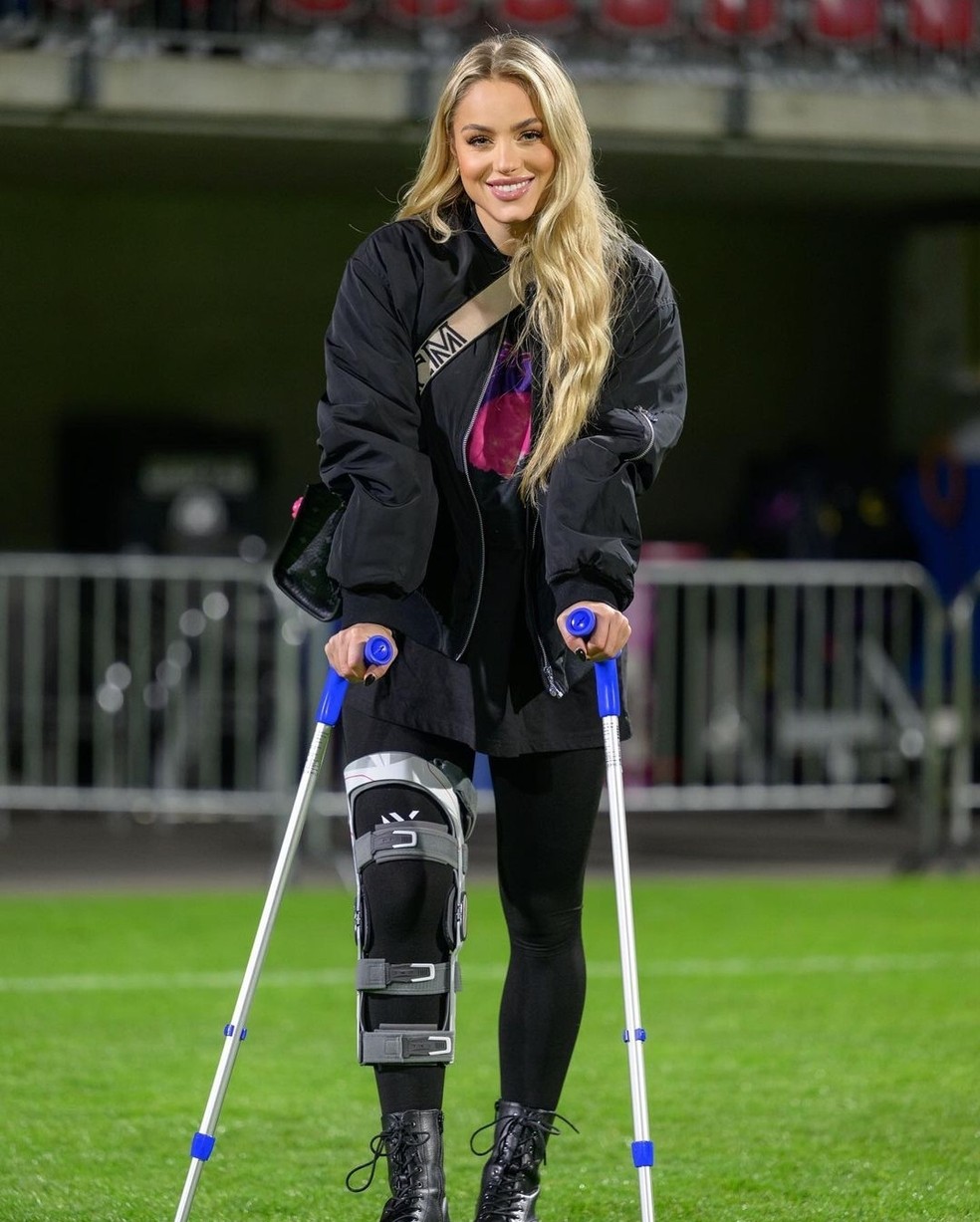 Atacante croata, considerada a 'jogadora mais bonita do mundo', posa de ...