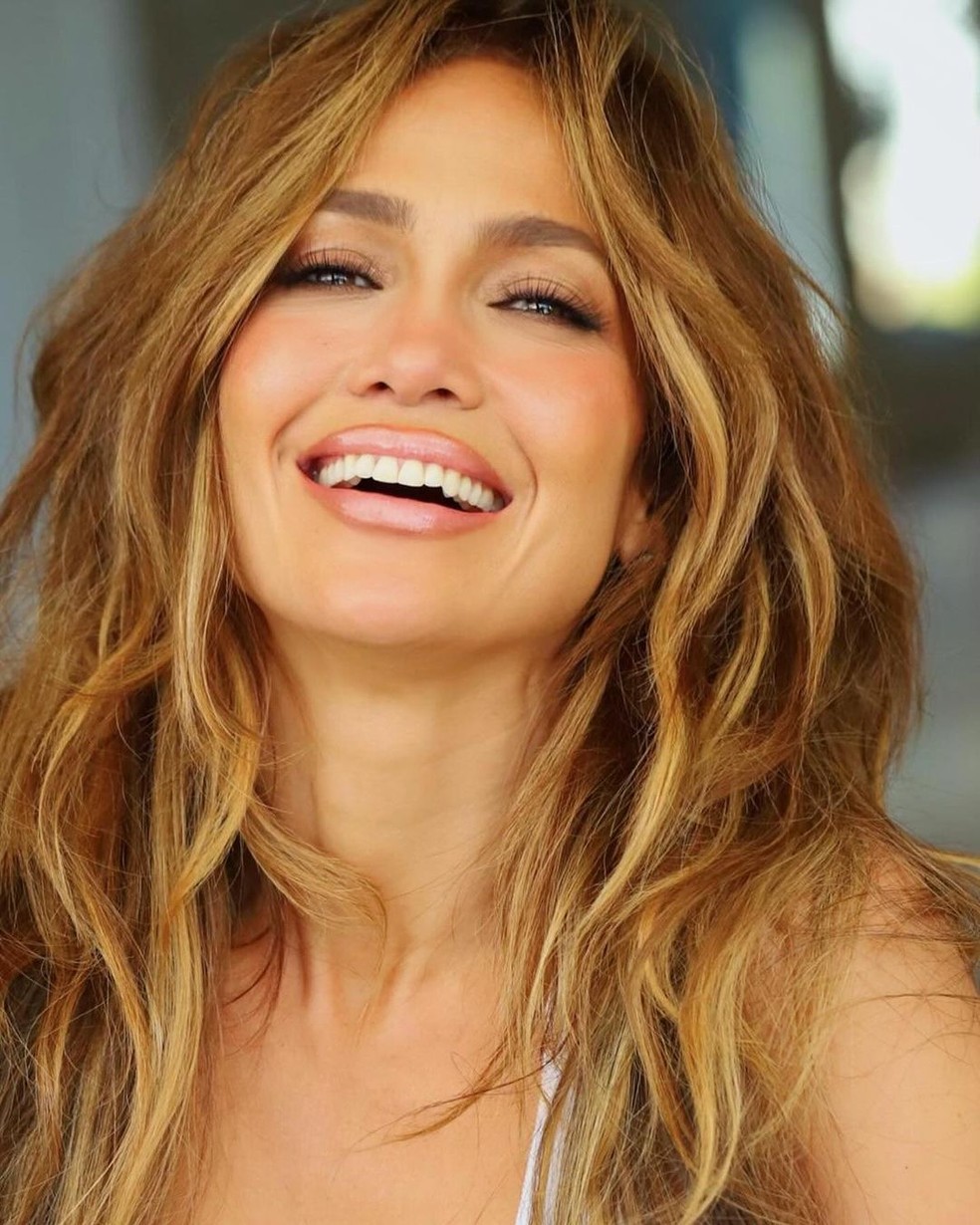Jennifer Lopez admite que comentários nas redes sociais sobre seu ...