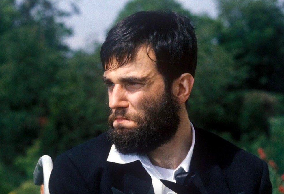 Daniel Day-Lewis dá pistas de que vai sair da aposentadoria depois de 7 ...