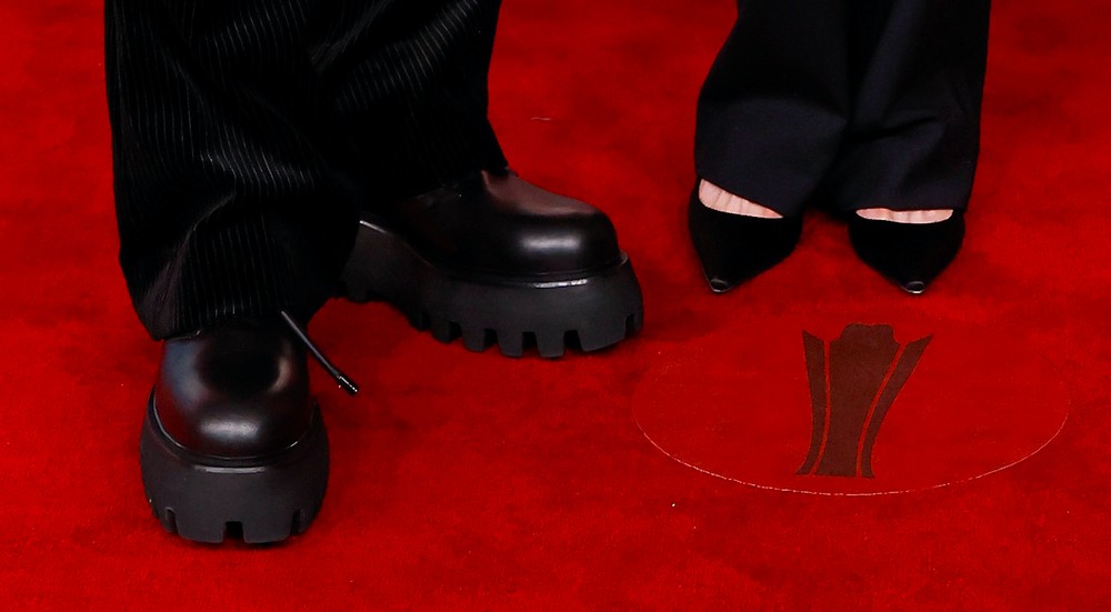 Detalhe do figurino revela que Keith Urban sempre se sentiu inseguro ao ...