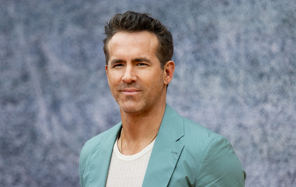 Como explicar o patrimônio de 2 bilhões de reais de Ryan Reynolds, que ...