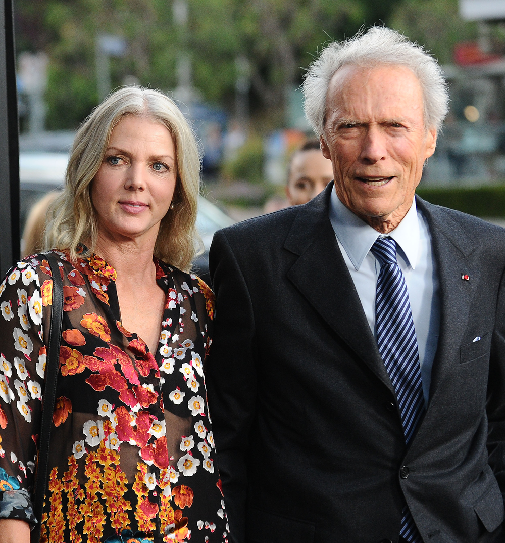 Christina Sandera, namorada de Clint Eastwood, morre aos 61 anos e ...