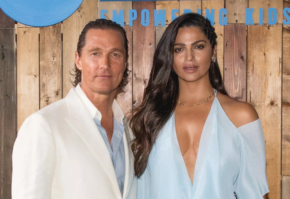 Crise familiar fez Matthew McConaughey e Camila Alves se mudarem de Los ...
