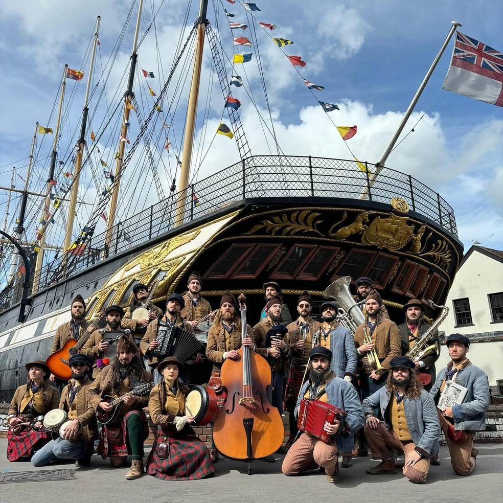 Banda 'pirata' é investigada por manter músicos em condição análoga à ...