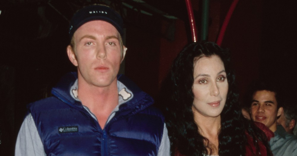 Ex-nora acusa Cher de não devolver coleção valiosa de Michael Jackson ...