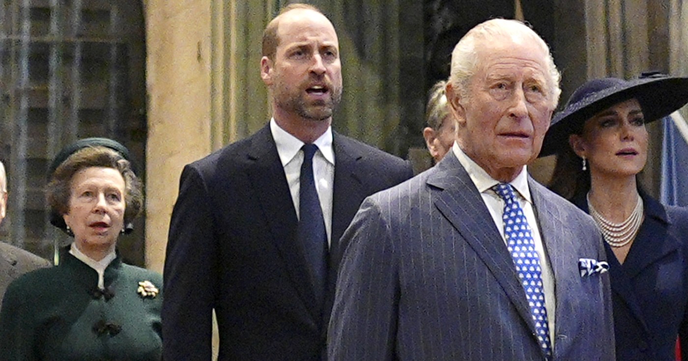 Leitura labial revela o que o Príncipe William disse à Princesa Anne ...