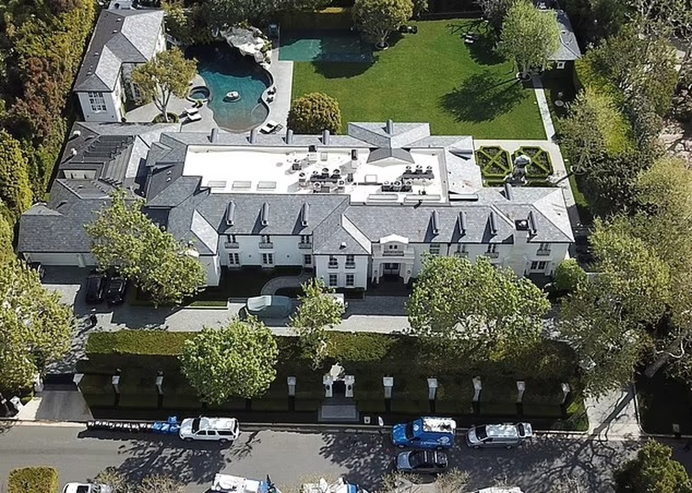 Caso Diddy: Advogada diz que há pelo menos quatro vídeos explícitos com 'grandes' celebridades