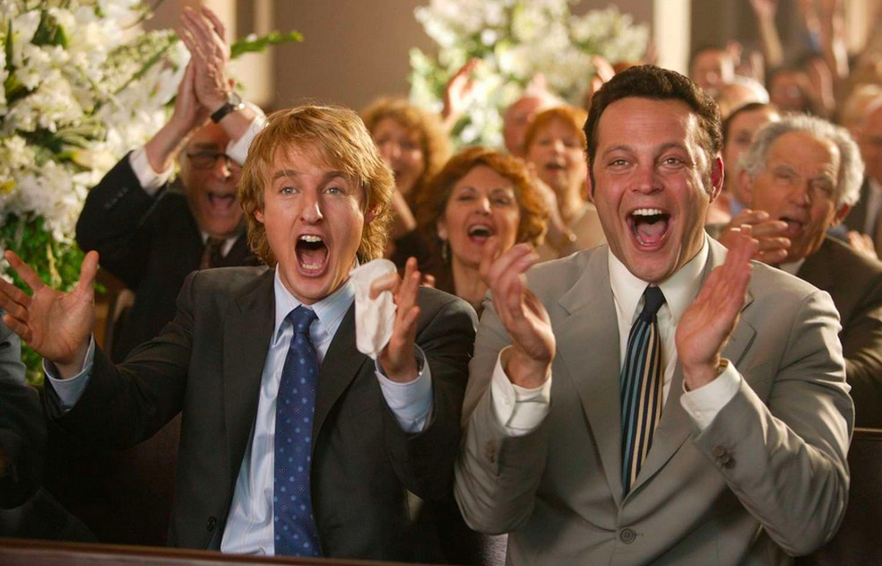 Vince Vaughn faz aparição raríssima com seus dois filhos e esposa em ...