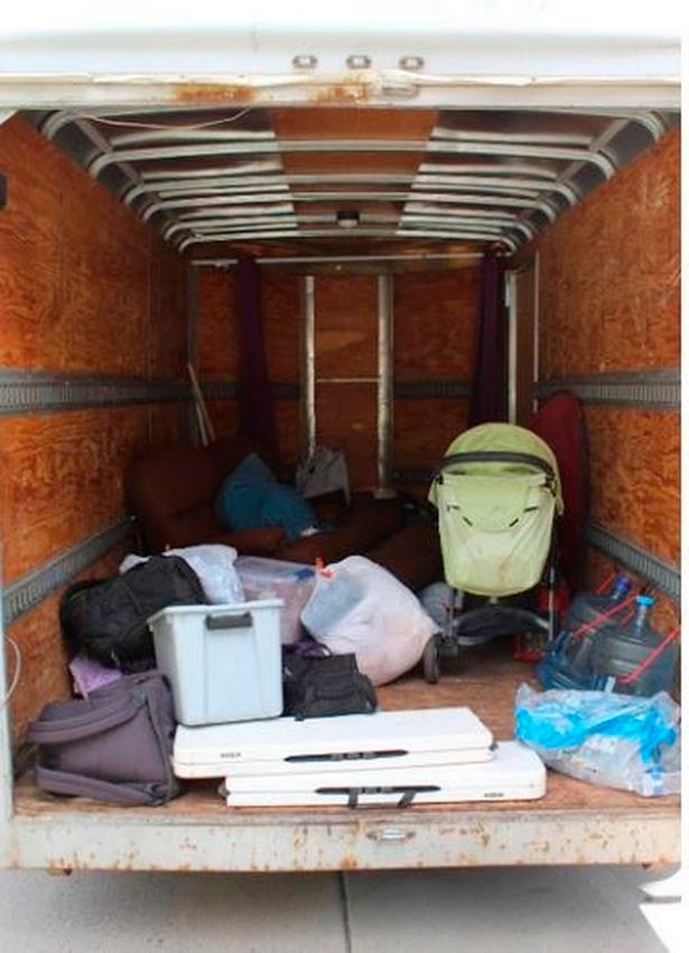 'Profeta' poligâmico preso pelo FBI mantinha 20 esposas - muitas delas ...