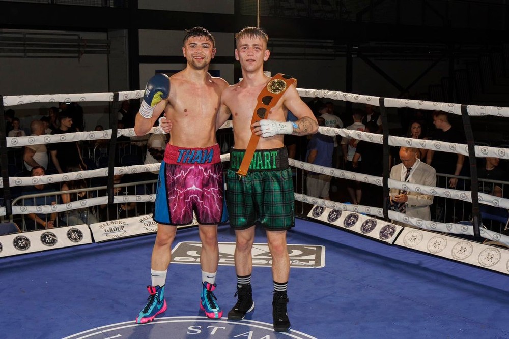 Boxeador escocês morre aos 28 anos poucos dias após luta por título e ...