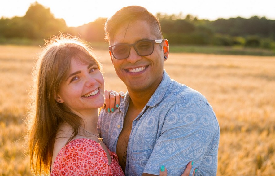 Jogador de futebol perde esposa grávida de oito meses e luta pela vida ...