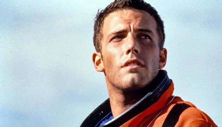 Ben Affleck é aclamado por reconhecer furos no roteiro de 'Armageddon', um dos seus maiores ...