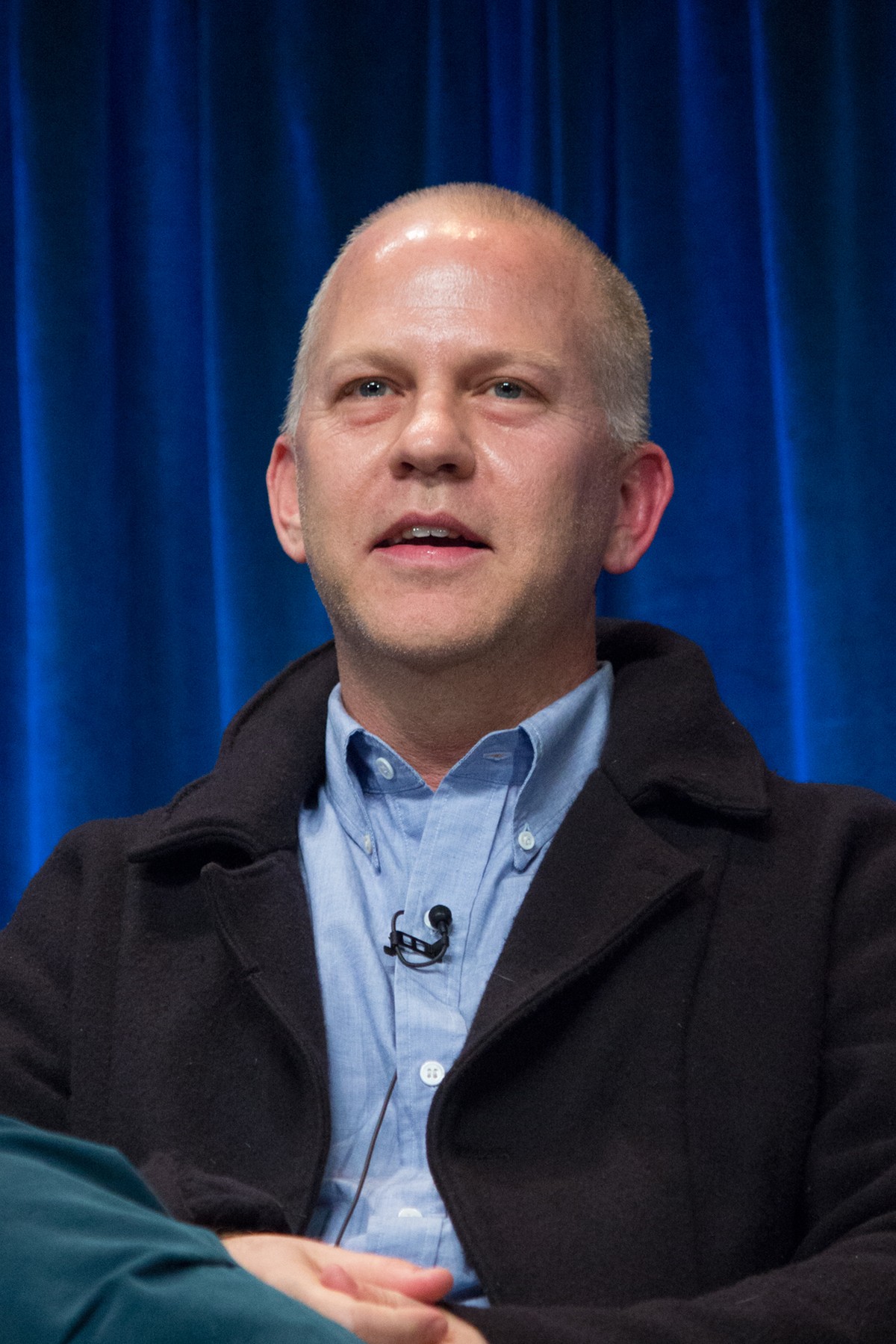 Ryan Murphy se orgulha de ter escalado mulheres 'mais velhas' para 'Bem ...