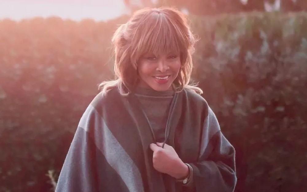 Cher relembra último encontro com Tina Turner e presente que recebeu da ...