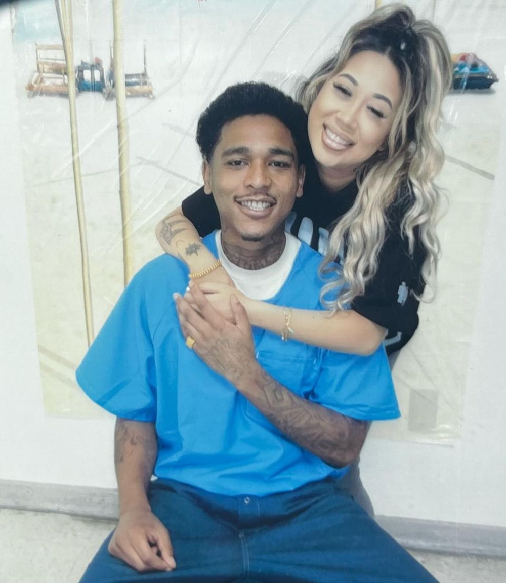 Rapper preso viraliza ao organizar luxuoso pedido de casamento à ...