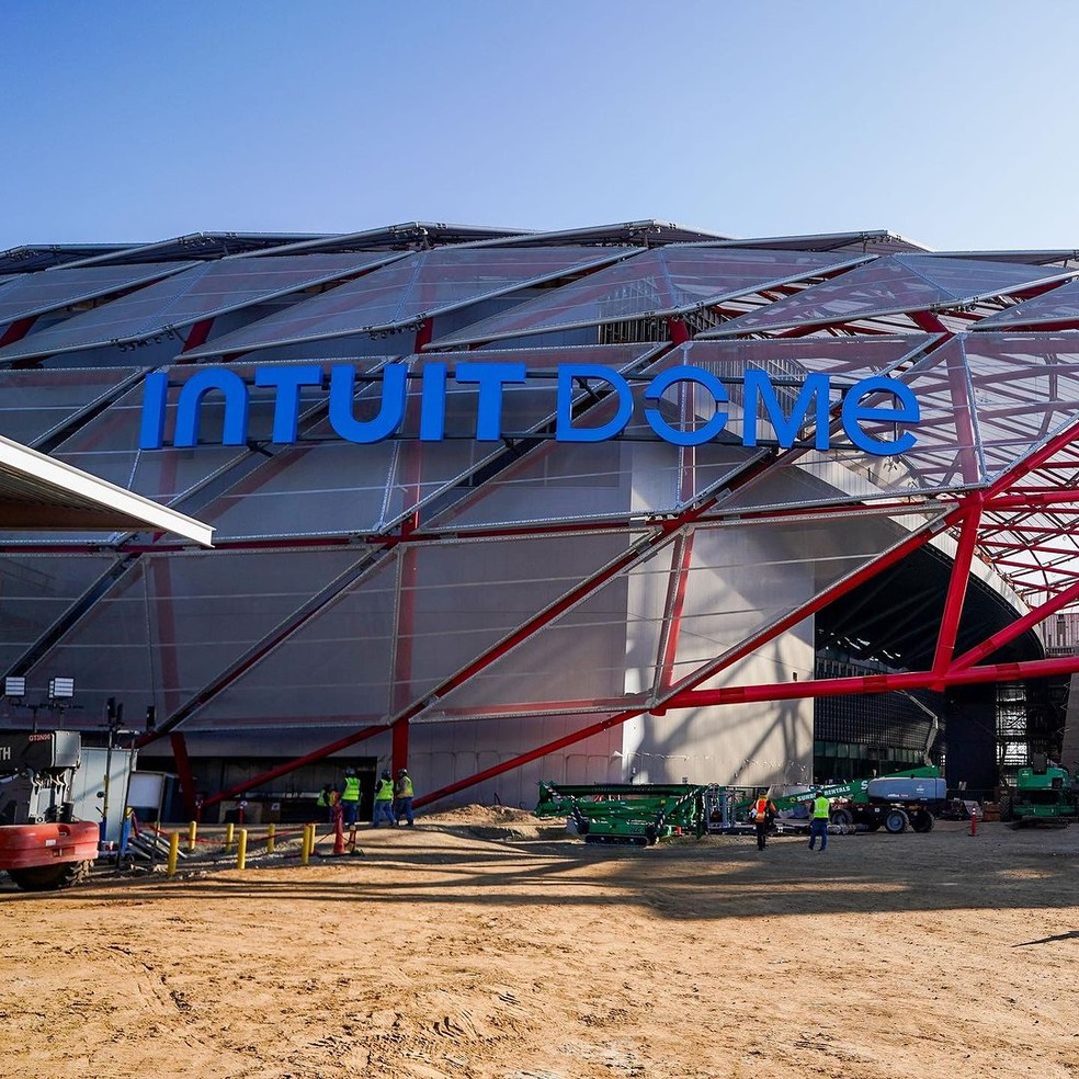 Adolescentes invadem arena de US$ 2 bilhões da NBA em construção usando ...