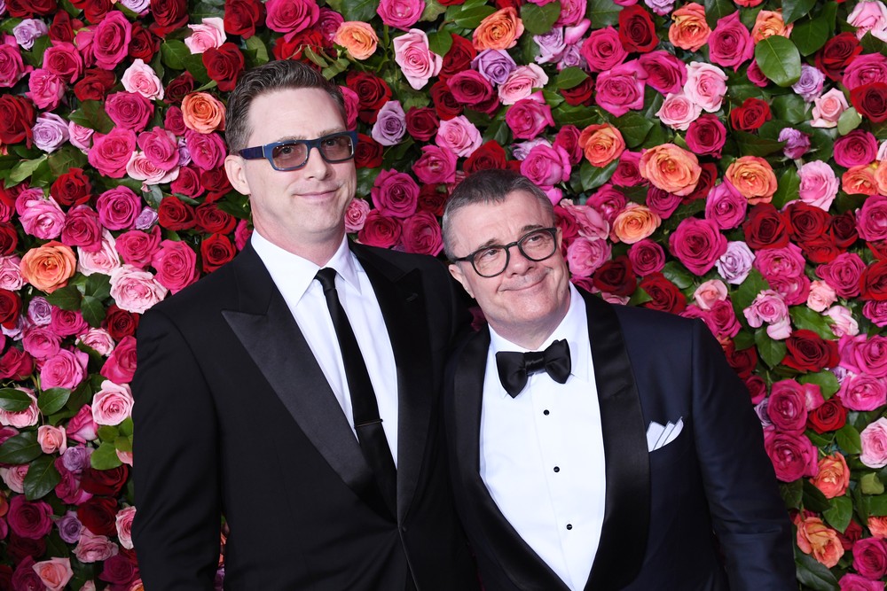 Colega de 'A Gaiola das Loucas' se emociona ao revelar blindagem de ...