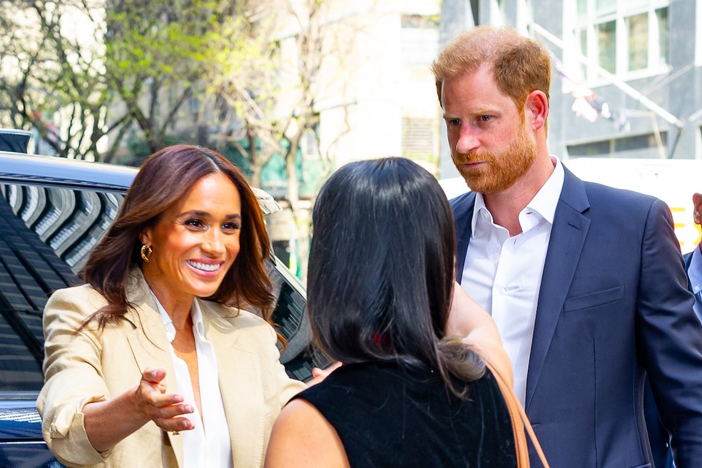 Meghan Markle acaba com mistério sobre seu nome 'oficial' após se casar com o Príncipe Harry ...