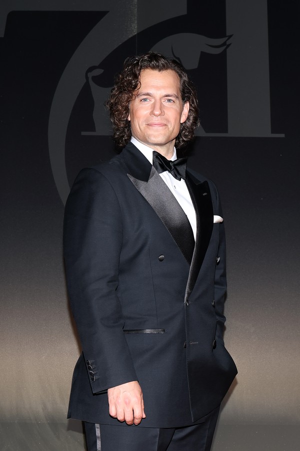 Russell Crowe revela conexão de 25 anos com Henry Cavill, mas explica ...