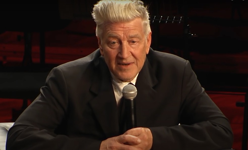 Elizabeth Taylor teve affair com Colin Farrell, 44 anos mais jovem do ...