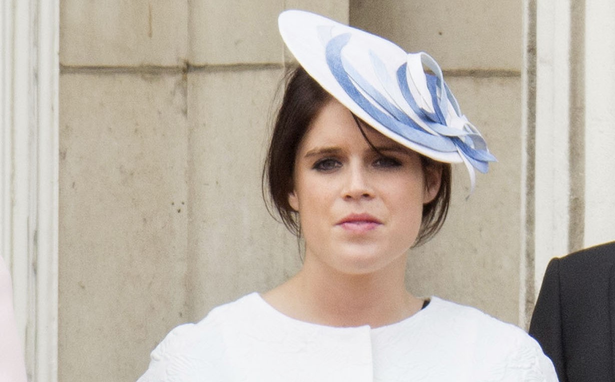 Gravidez de Eugenie, filha do ex-Príncipe Andrew, bagunça linha de ...