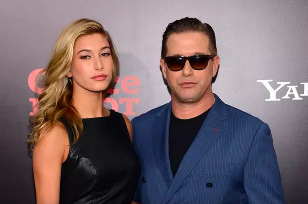 Pai ator faz raro comentário sobre Hailey em meio a rumores de conflito com ela e Justin Bieber