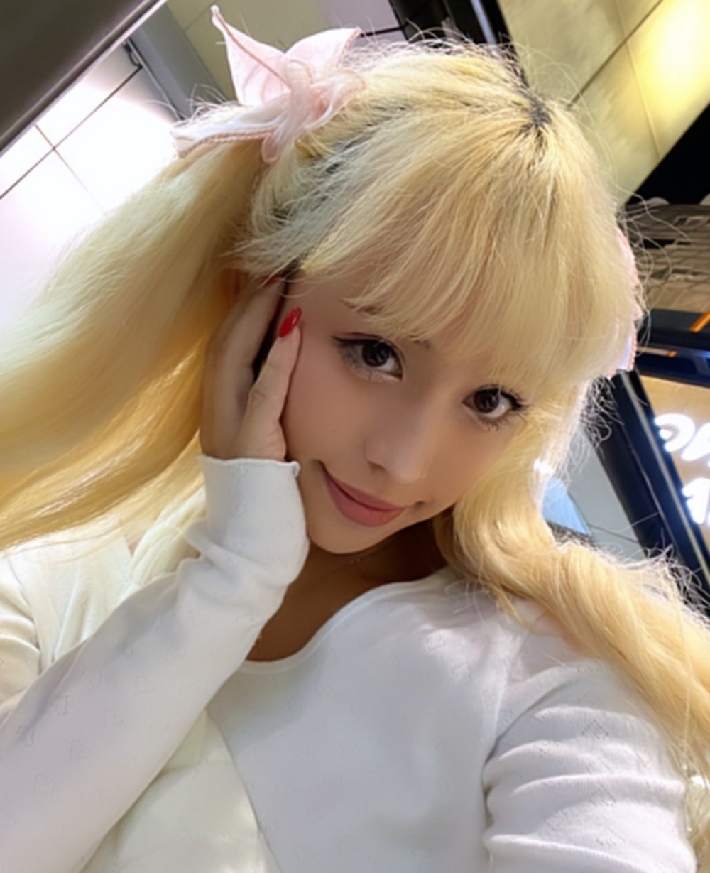 Modelo e estrela da TV japonesa é achada morta aos 27 anos no ...