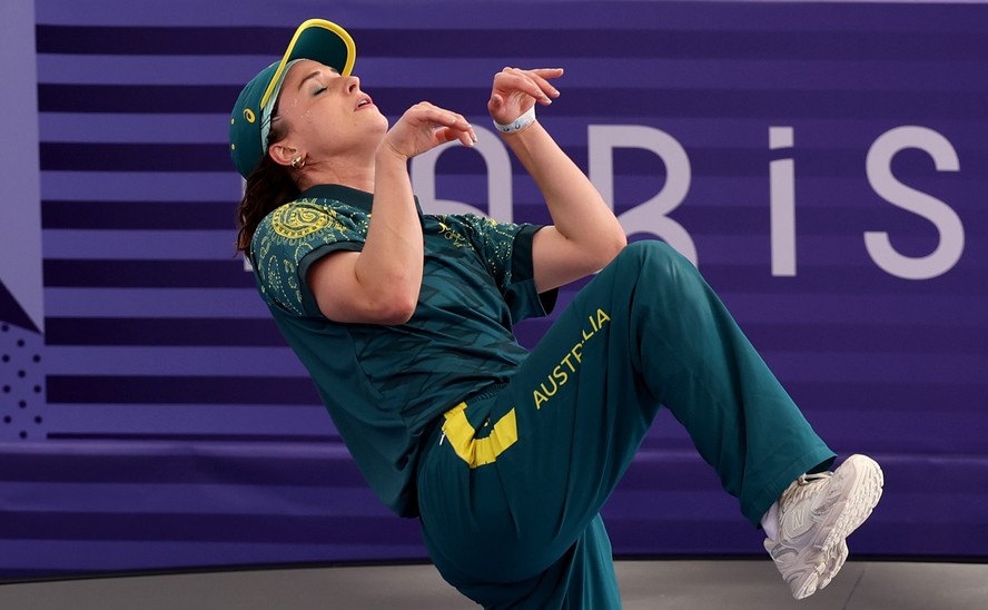 Australiana do breaking diz que ainda não viu a sua performance polêmica que viralizou nas ...