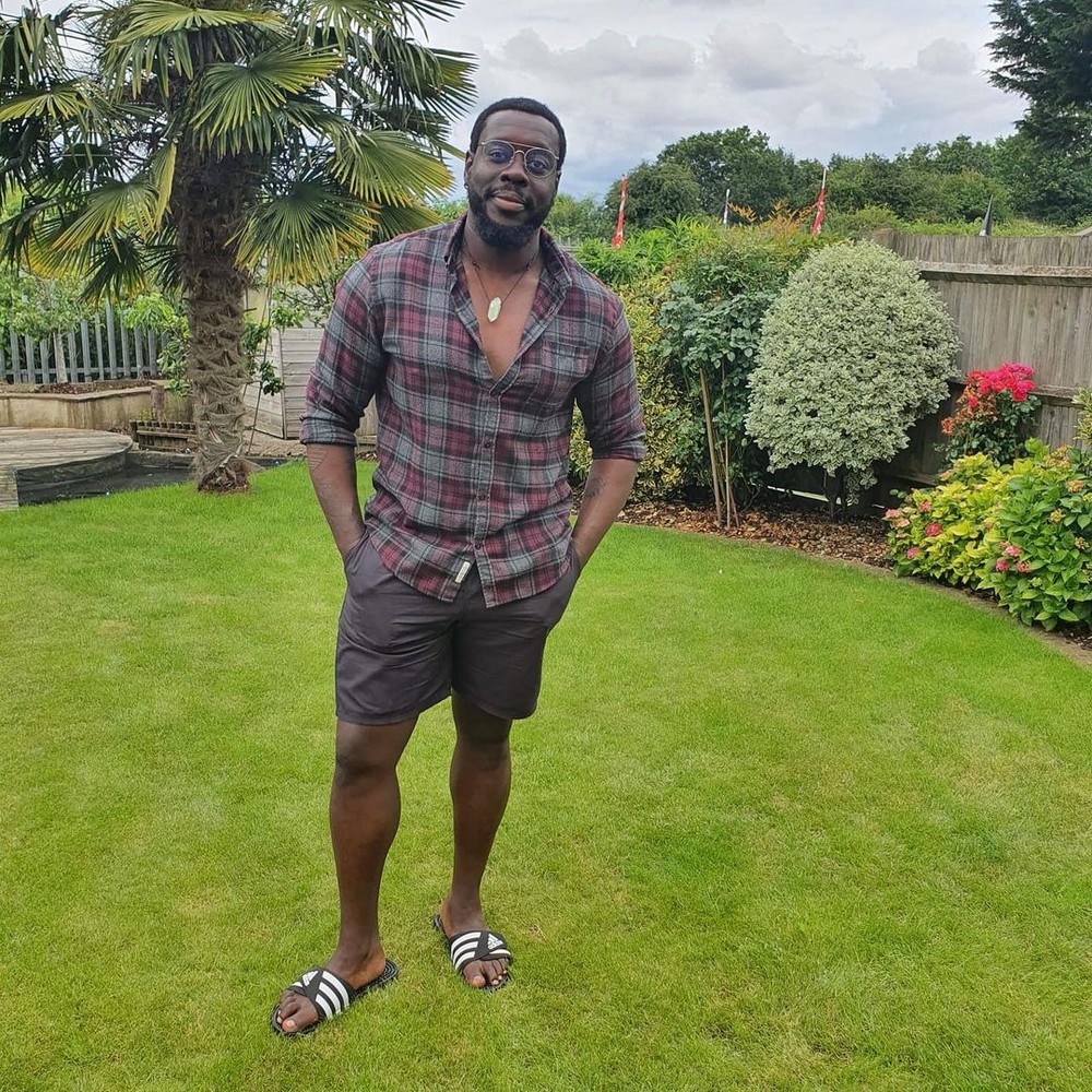 Ator de 'Harry Potter' fica completamente irreconhecível para novo papel | Filmes | Monet