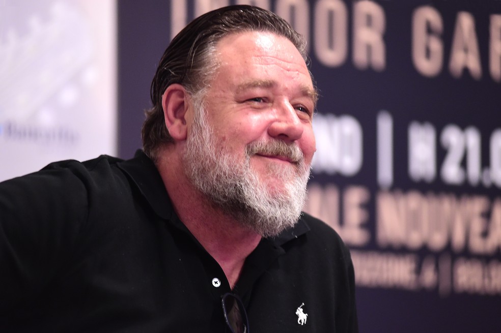 Russell Crowe está desesperado para perder peso antes de se casar com ...