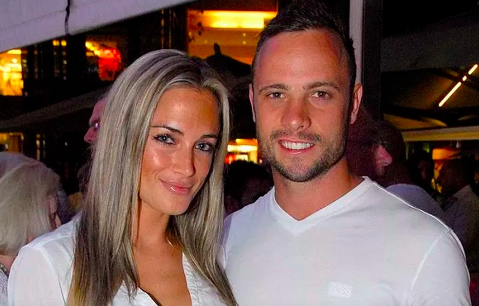 Nova namorada de Oscar Pistorius, 'clone' de companheira assassinada ...
