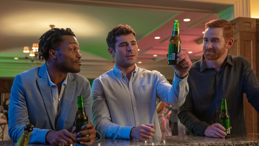 Zac Efron revela mentira que manteve em segredo desde a infância - e o ...