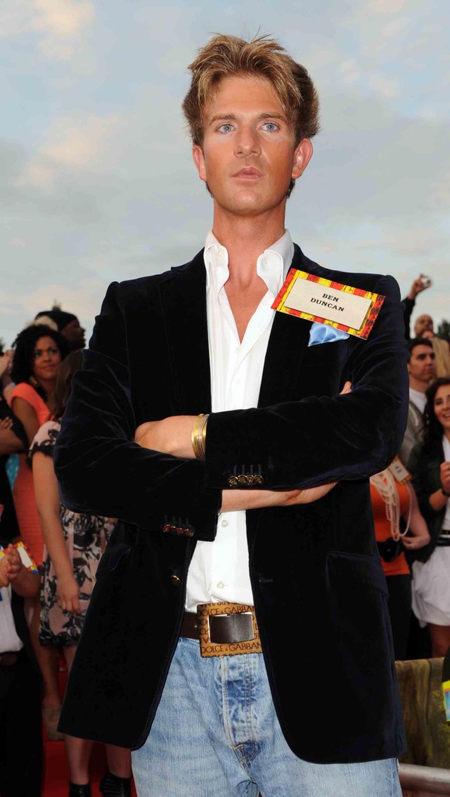 Ex-colega de faculdade de Príncipe William e Kate Middleton morre após ...