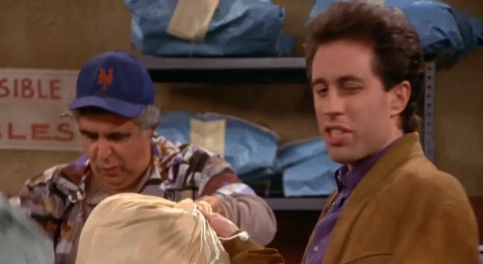 Ator de 'Seinfeld', 'Independence Day' e 'Ace Ventura' morre aos 83 anos