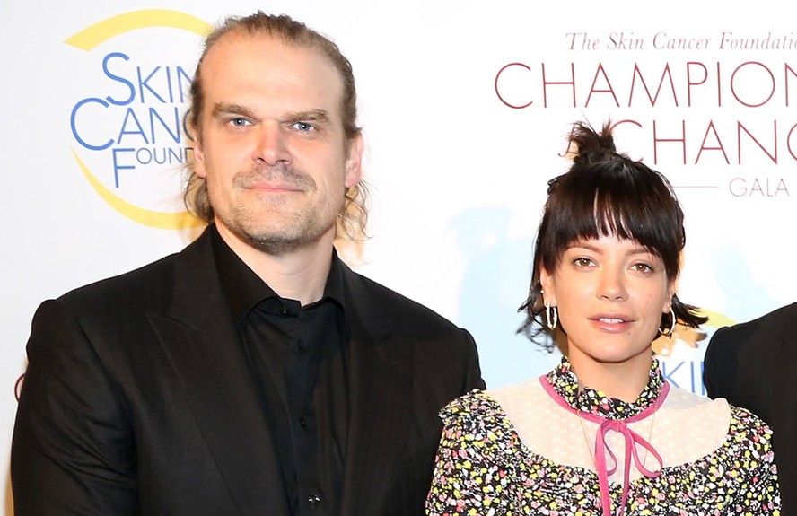 Astro de 'Stranger Things' revela mania de Lily Allen que mais o tira ...