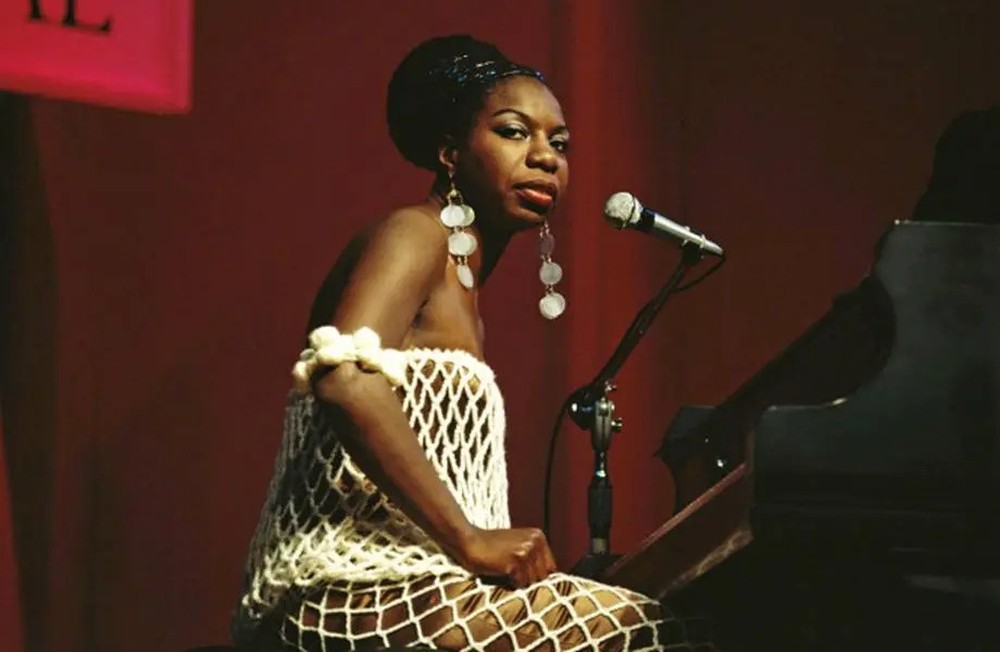 O único papel que Zoë Saldaña, grande favorita ao Oscar, se arrepende ...