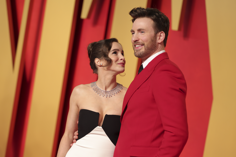 Chris Evans, o Capitão América da Marvel, quebra silêncio sobre foto ...