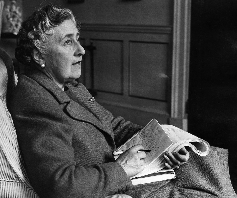 Desaparecimento, infidelidade e encontro com a Rainha: os detalhes da ...