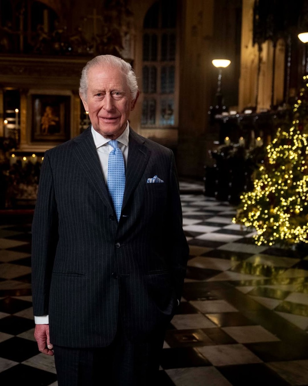 Rei Charles III pede 'reconciliação' em discurso de Natal após ano ...