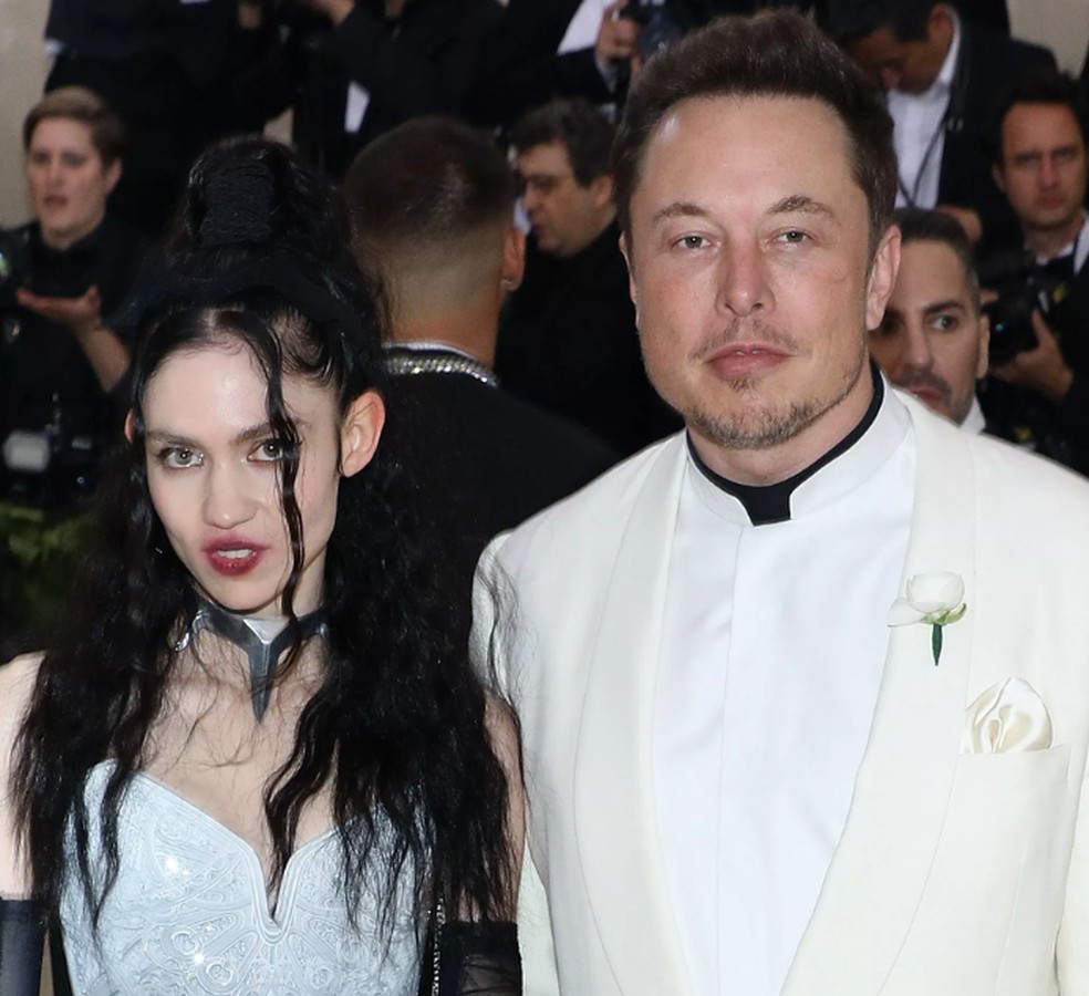 Grimes, ex de Elon Musk, diz que bilionário está 'irreconhecível' e expõe briga por filhos em ...