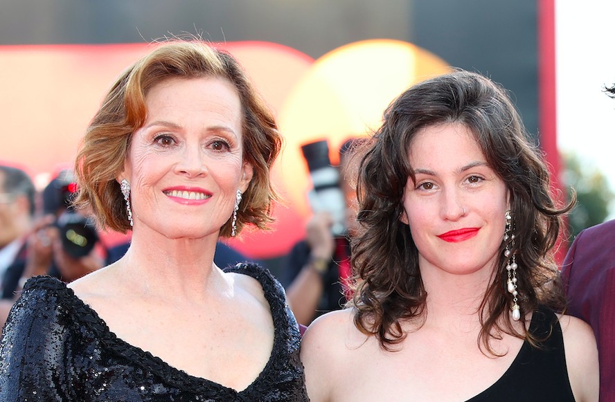 Sigourney Weaver, atriz de 'Alien' e 'Avatar', faz aparição rara ao ...
