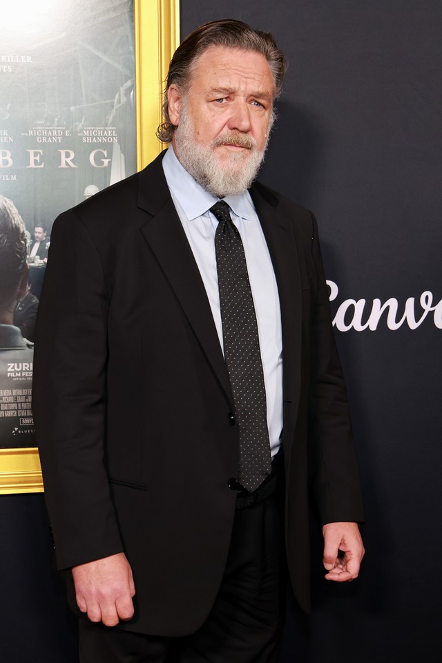 Russell Crowe conta como perdeu 26 kg em apenas um ano, a começar por ...