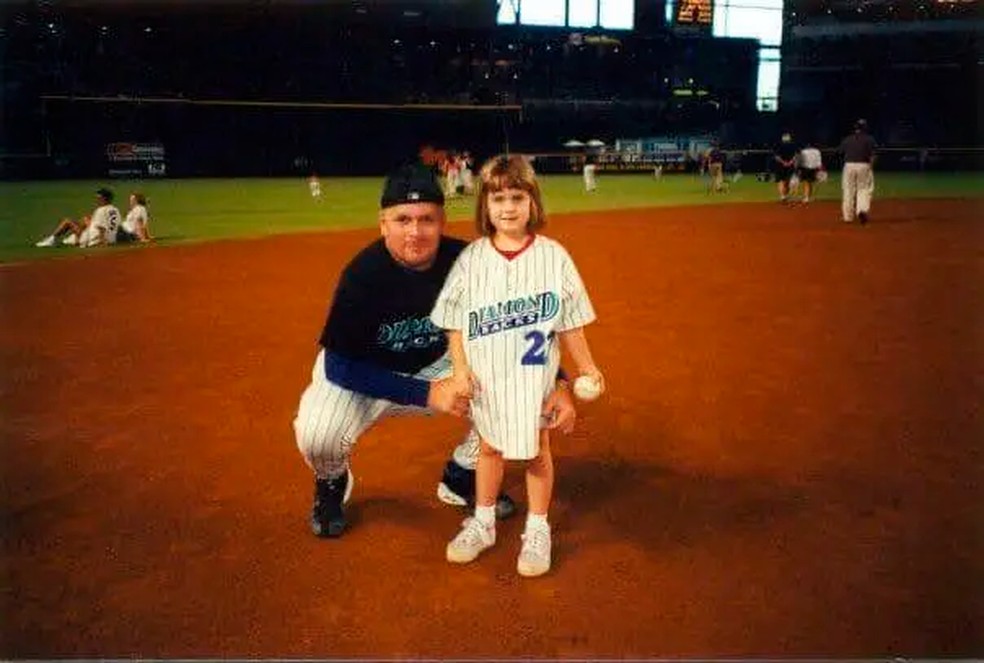 Astro do beisebol faz busca desesperada pela filha desaparecida que ...