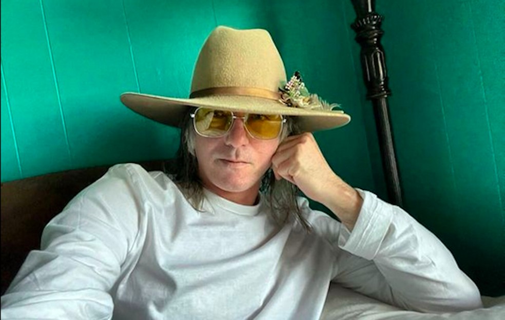 Banda cancela show após integrantes saírem no soco e sobrar até ...