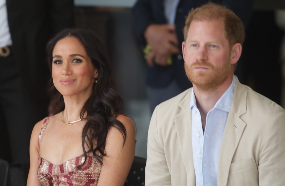 A resposta seca de Meghan Markle ao ser questionada por que não voltou ...