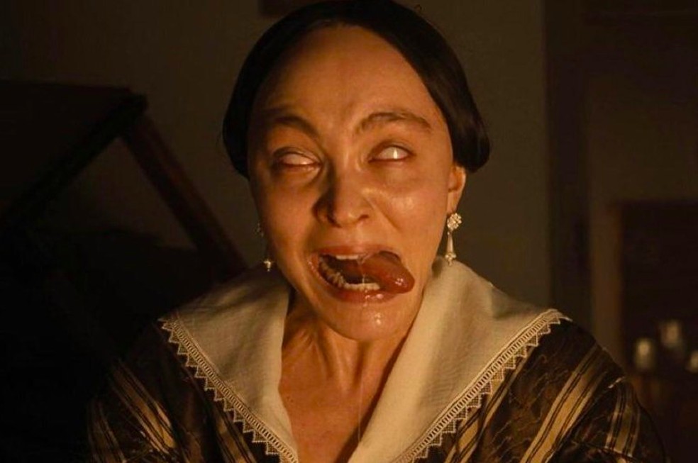 Maquiadora explica ‘língua demoníaca’ de filha de Johnny Depp em ...