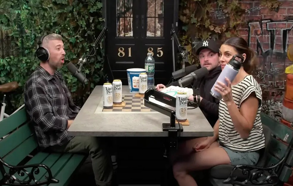 Atriz choca fãs ao revelar que está 'vivendo de leite' há oito dias ...